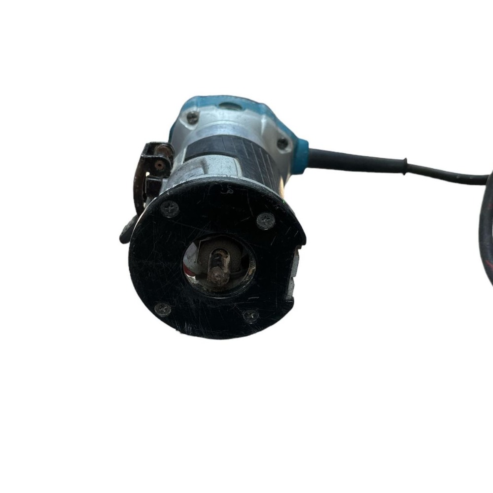 Pre-owned Makita RT0700C Corded 710W 110V Variable Speed Palm Router ...